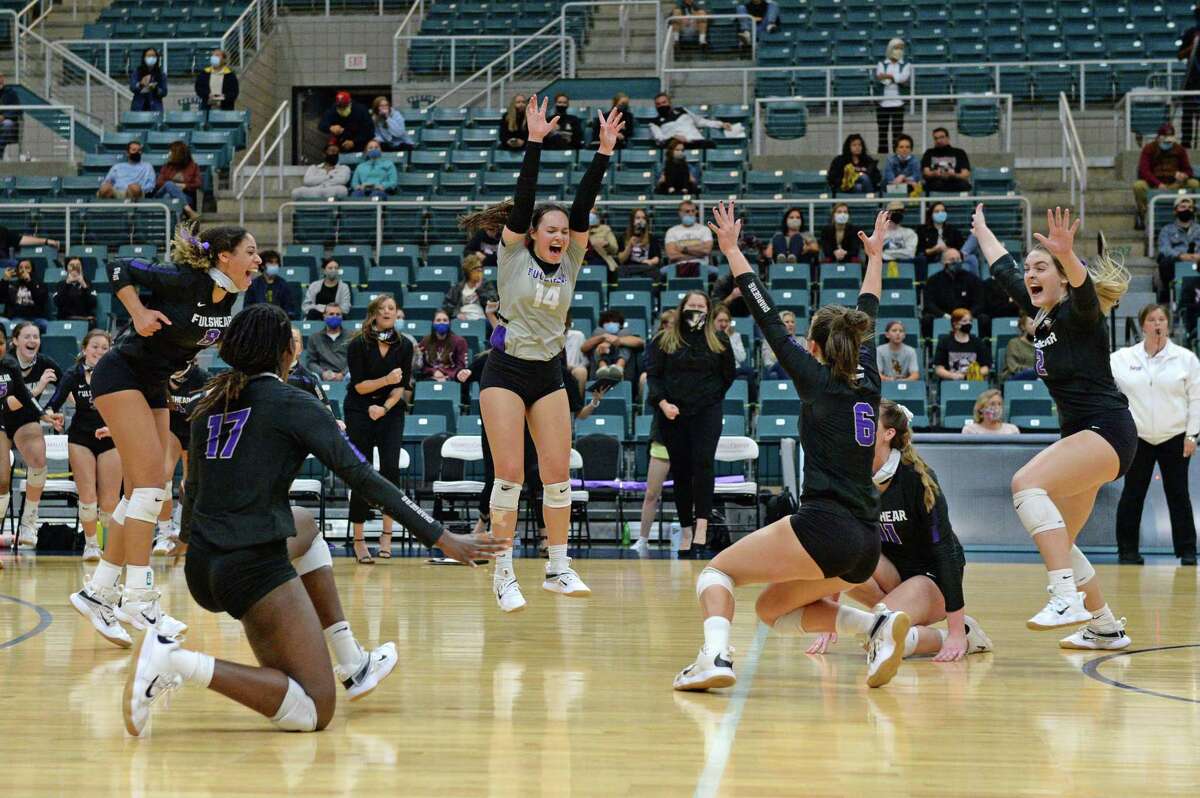 Defending state champ Fulshear returns to Class 5A volleyball final
