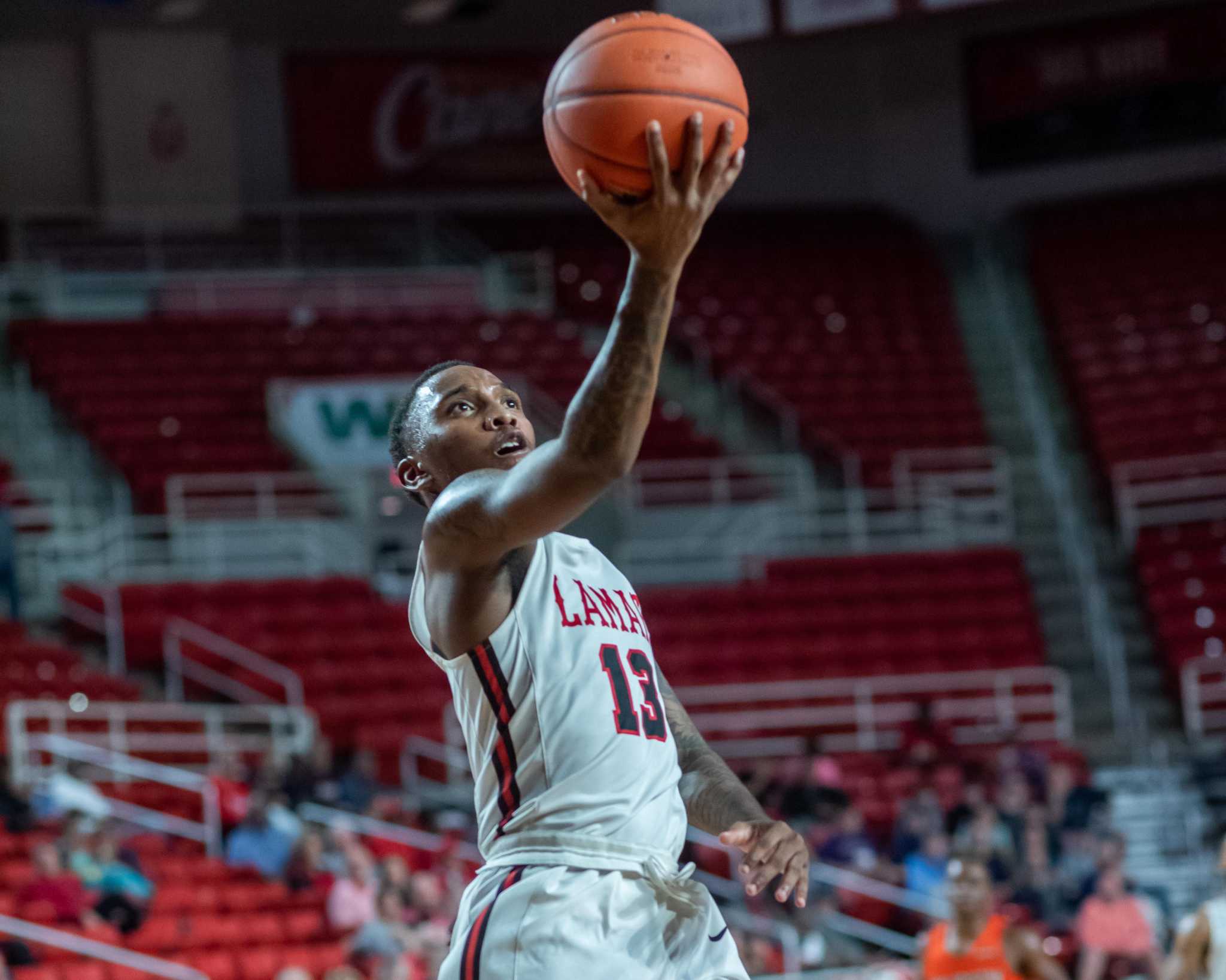 Buster’s buzzer beater lifts Lamar over UL-Monroe