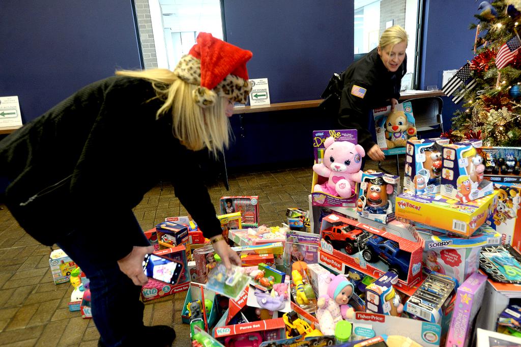 Mardi Gras of Southeast Texas donates to Blue Santa