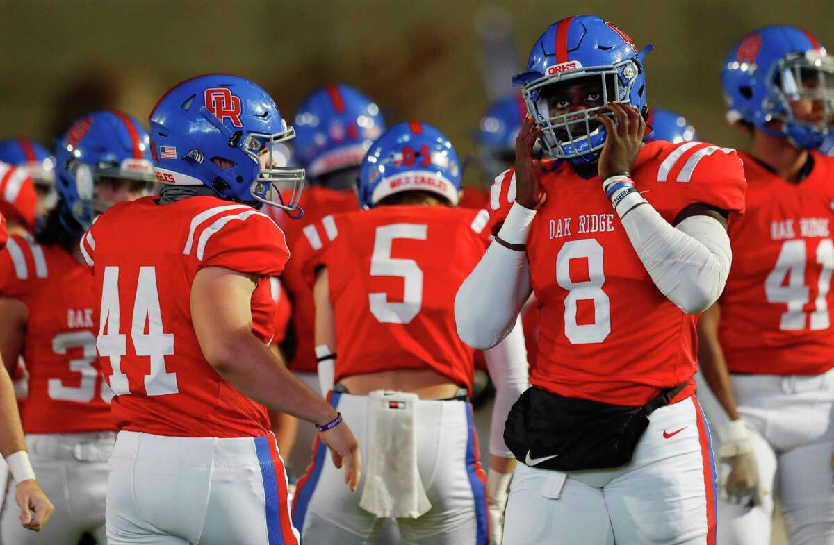 FOOTBALL: Oak Ridge earns first playoff win since 2002