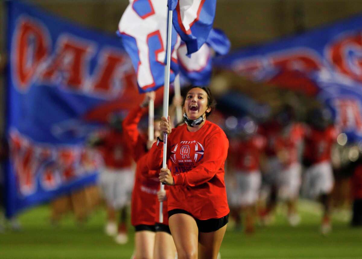FOOTBALL: Oak Ridge earns first playoff win since 2002