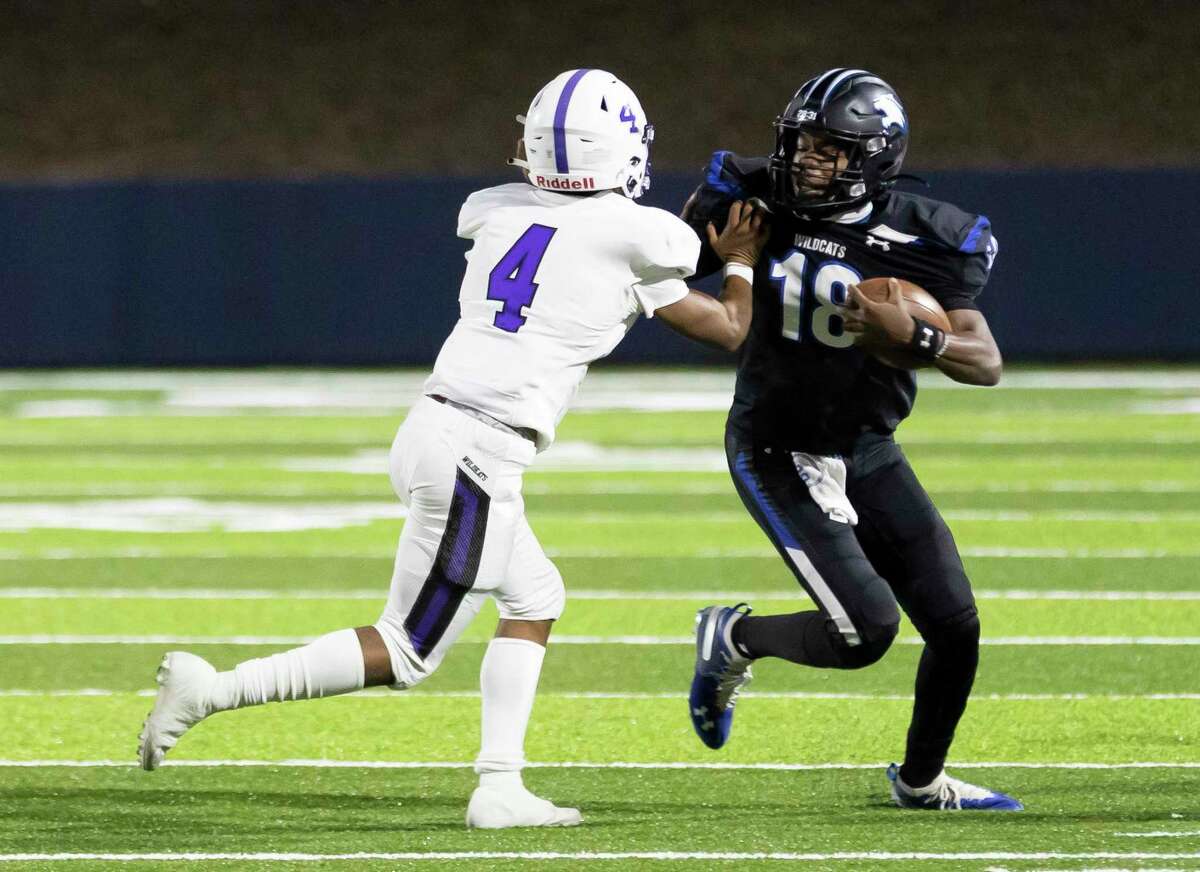 FOOTBALL: Dekaney eliminates Willis in bi-district round