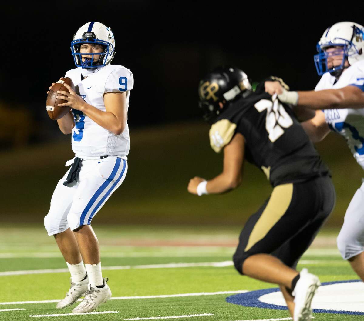 Barbers Hill thumps Galena Park in bi-district round