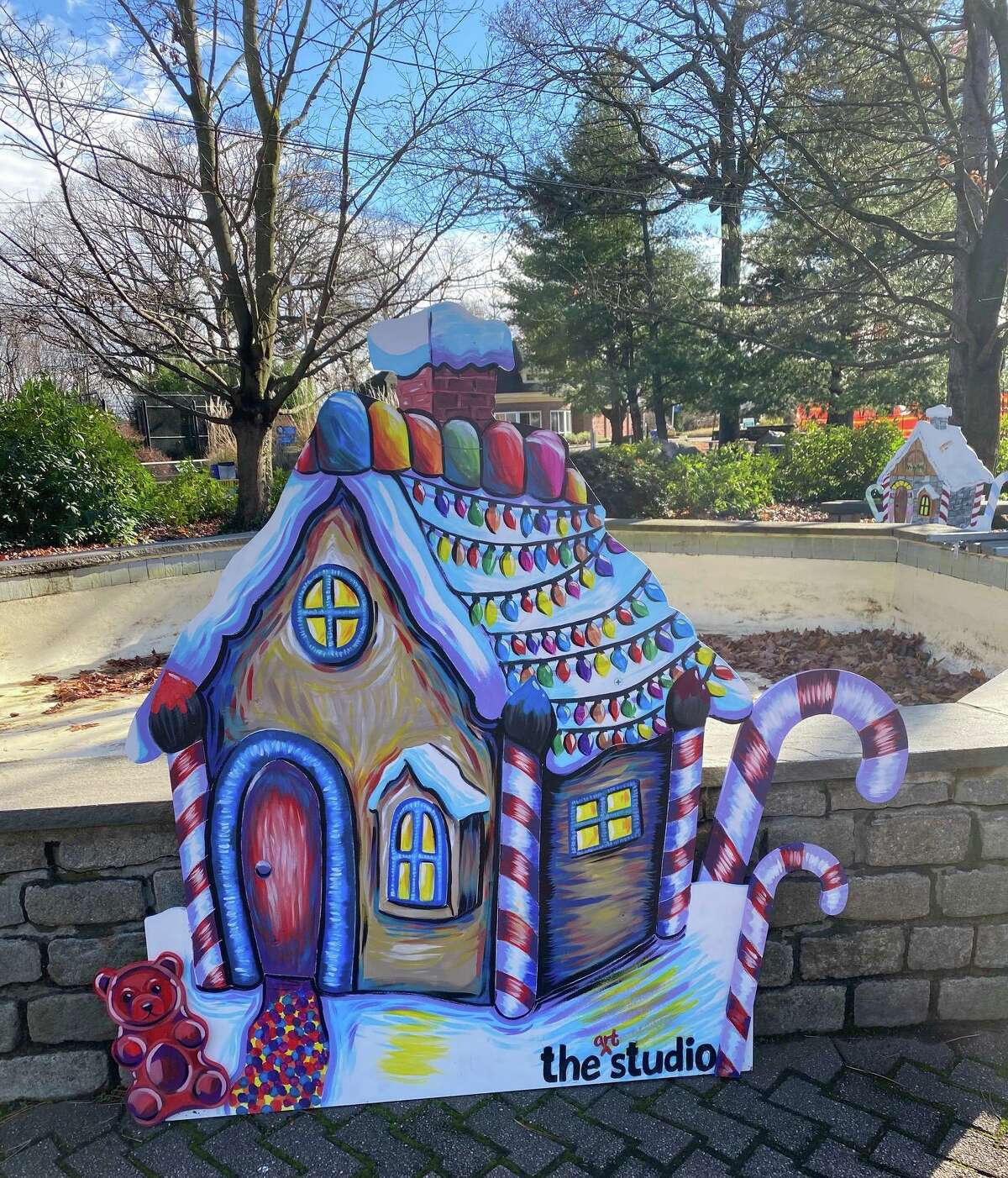 Beardsley Zoo’s new Winter Wonderland Walk a fun addition, with festive ...