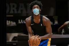 Cleared after coronavirus setback, Warriors James Wiseman and Draymond ...