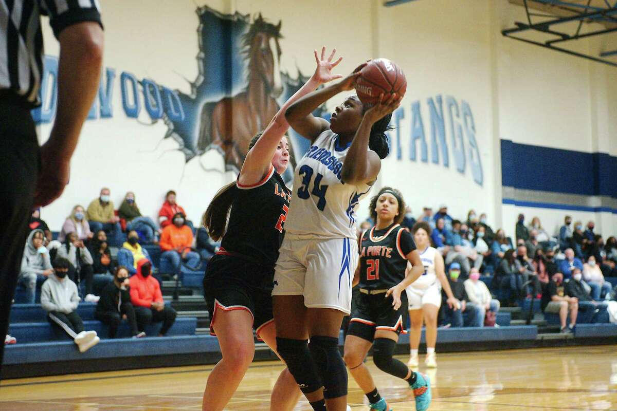 Girls’ basketball: Friendswood rolling with nine consecutive wins