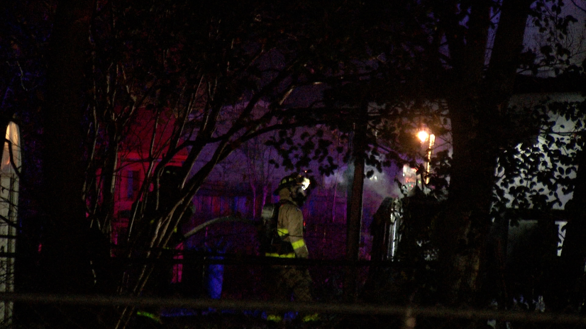A woman is accusing her boyfriend of setting a West Side home on fire ...