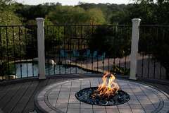 Helotes home gets resortlike backyard with year-long renovation adding ...