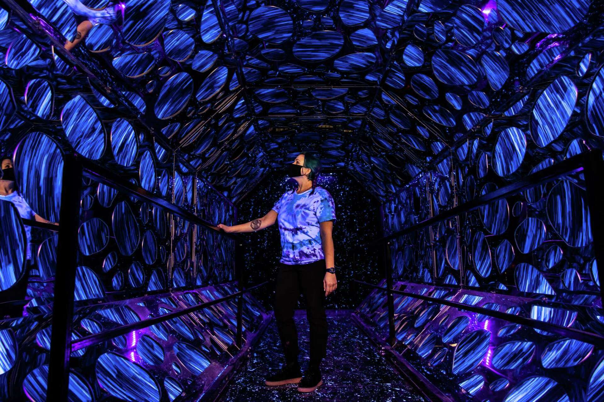 Seismique, a trippy immersive experience, is opening in an old big-box ...