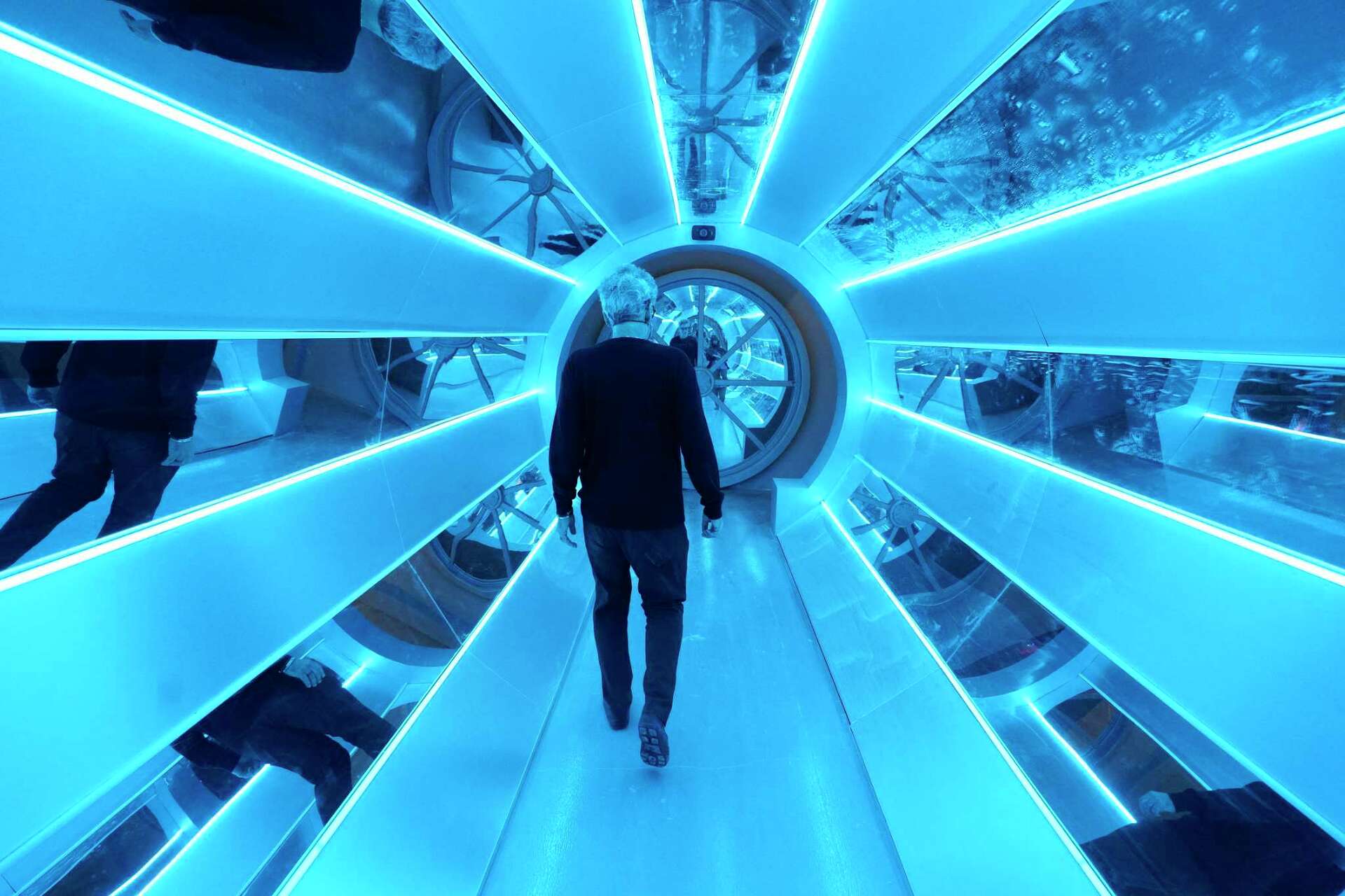 Seismique, a trippy immersive experience, is opening in an old big-box ...