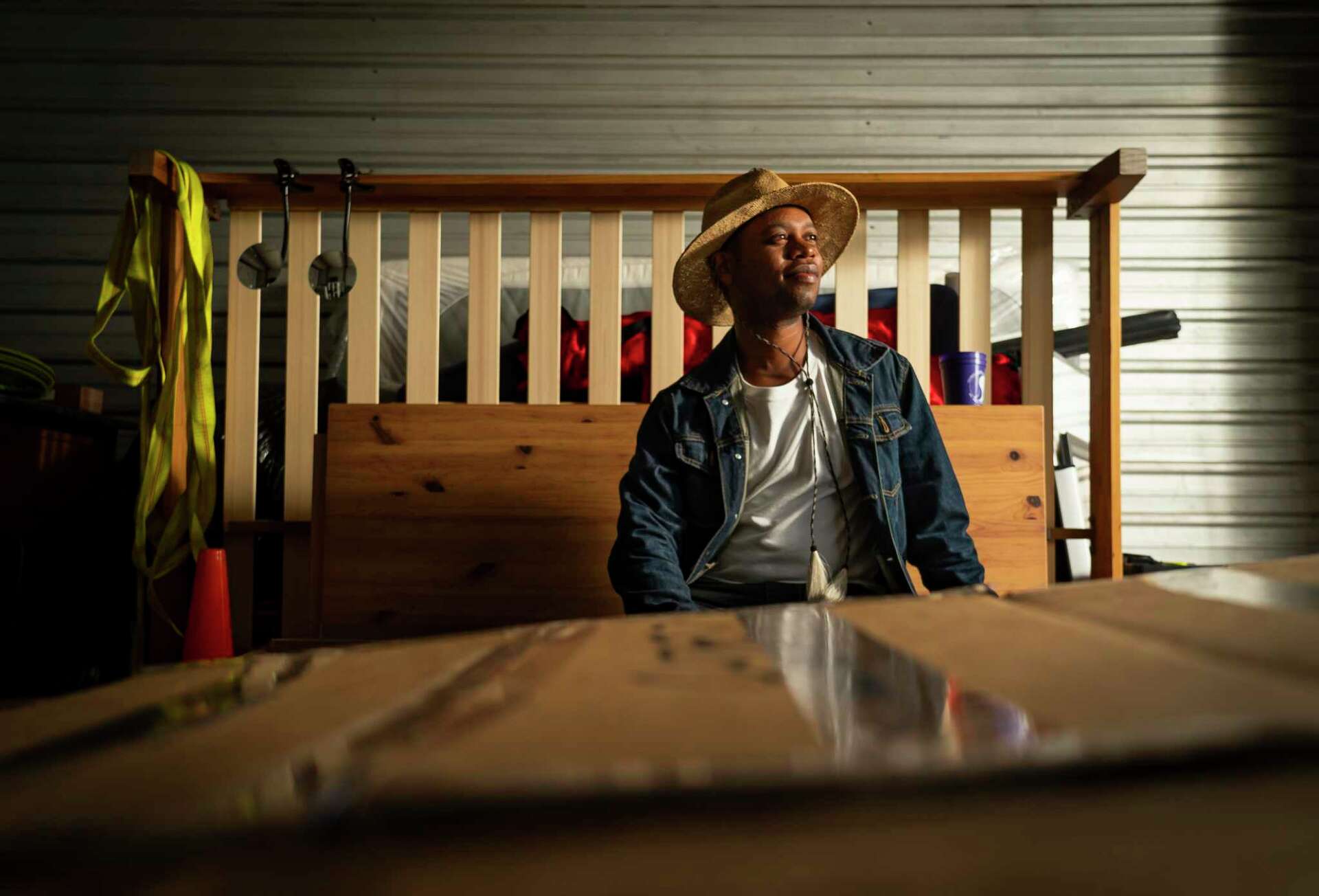 COVID-19 gives single Millennials the chance to see the world while ...