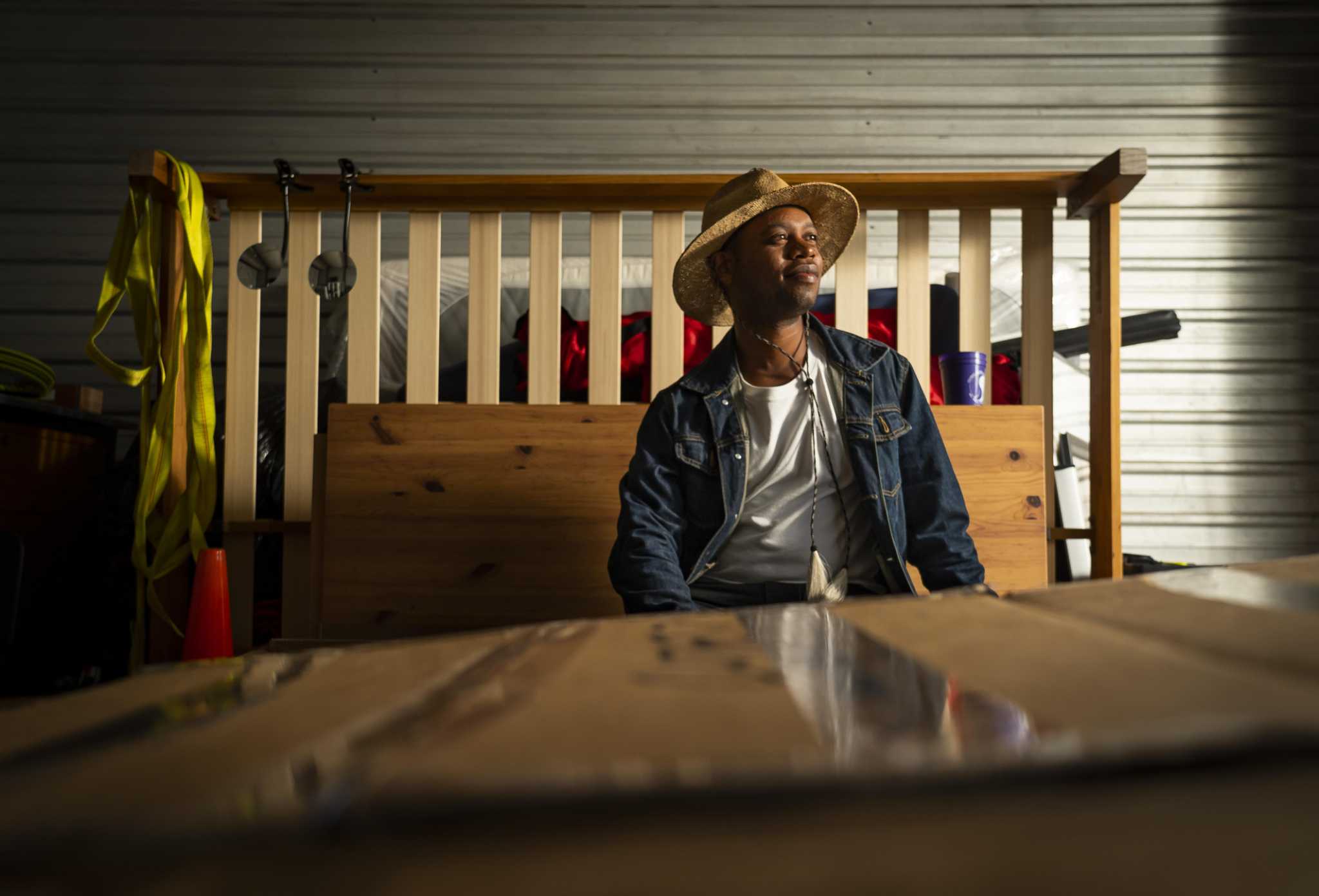 COVID-19 gives single Millennials the chance to see the world while ...