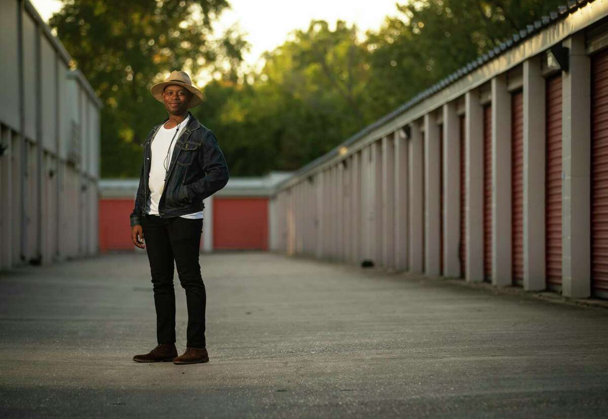 COVID-19 gives single Millennials the chance to see the world while ...