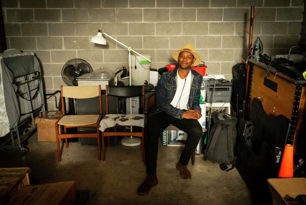 COVID-19 gives single Millennials the chance to see the world while ...