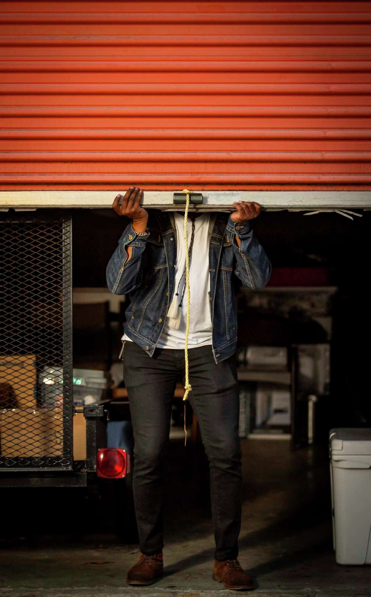 COVID-19 gives single Millennials the chance to see the world while ...