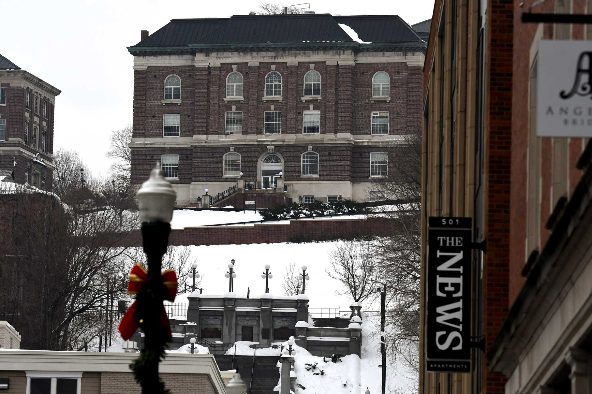 Rensselaer Polytechnic Institute resident assistants want to unionize