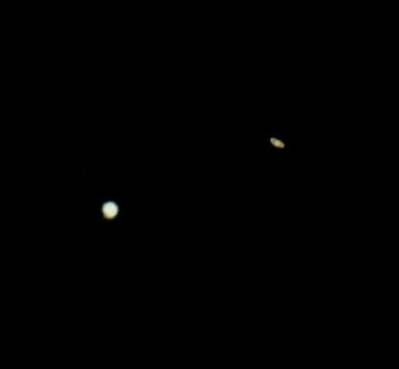 Jupiter, Saturn mingle in night sky, overlapping for first time in ...