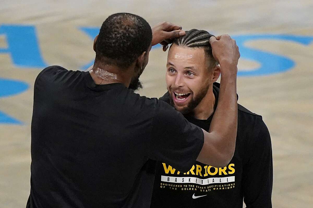 Steph Curry looks lost as Warriors pounded by Nets: ‘Out of sorts with ...