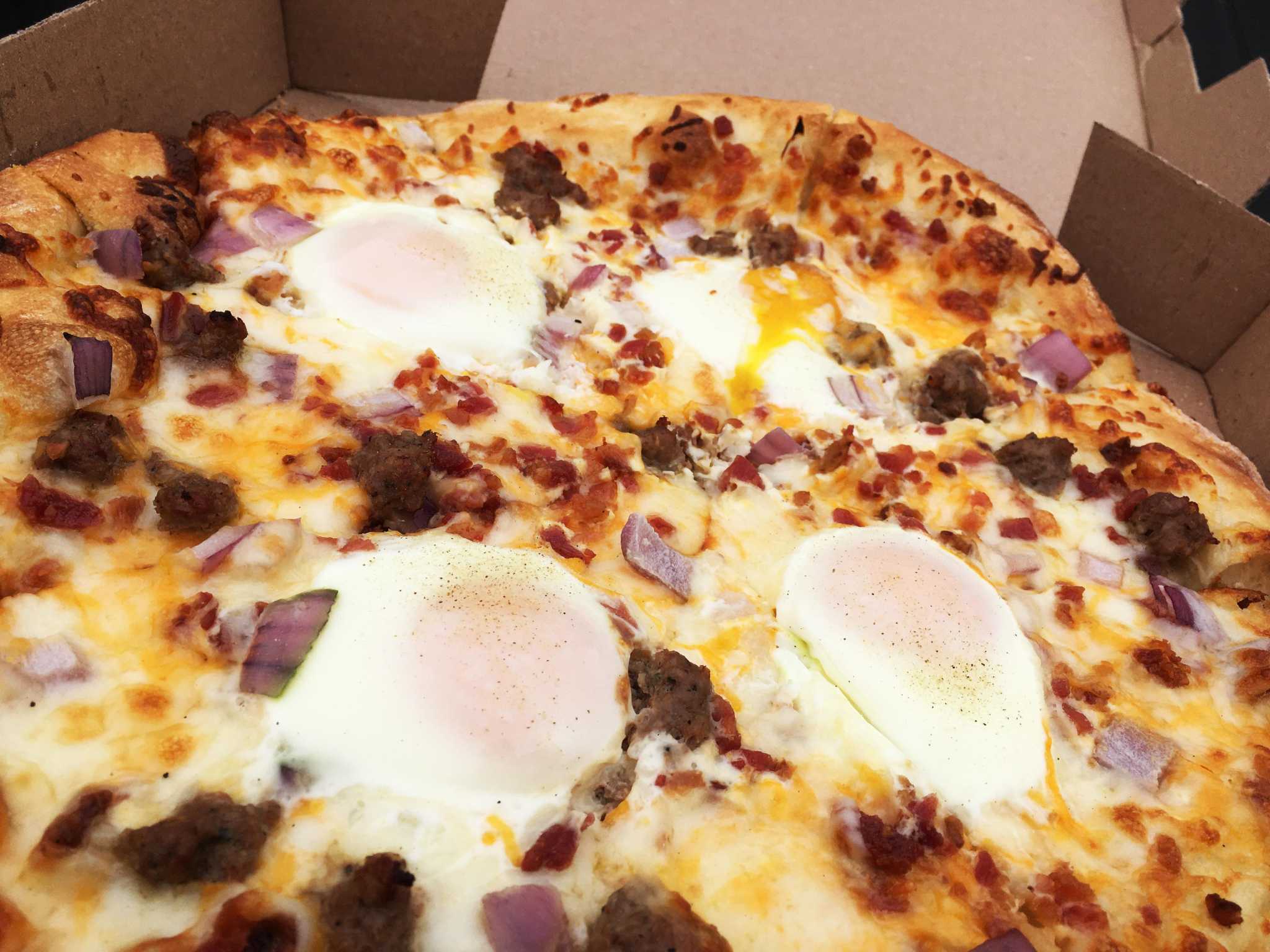52 Weeks of Pizza: Broken Stone Pizza Co. in Boerne has worst cheese of ...