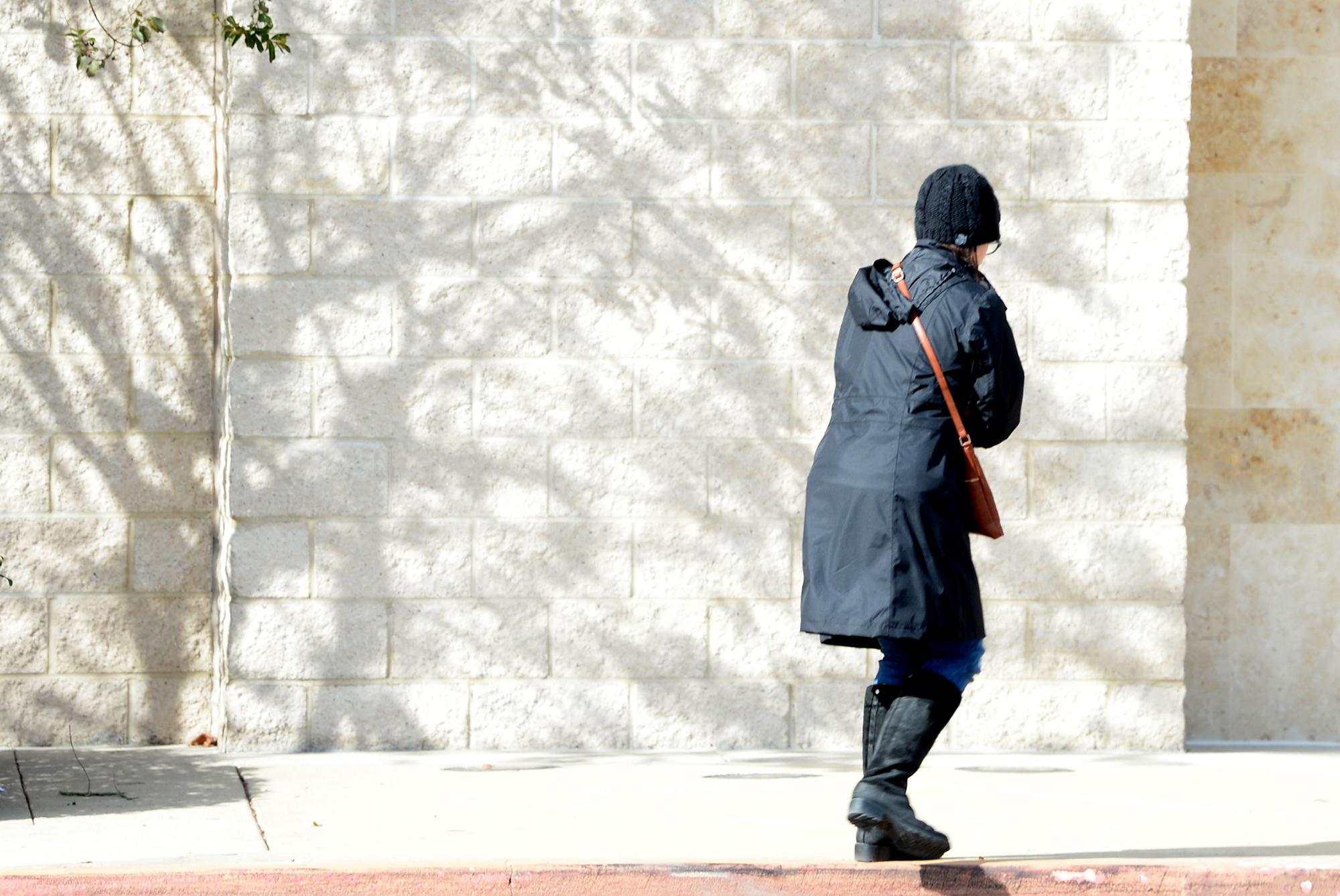 Hornets take a 50-point lead for 2nd time this month, roll past 76ers ...