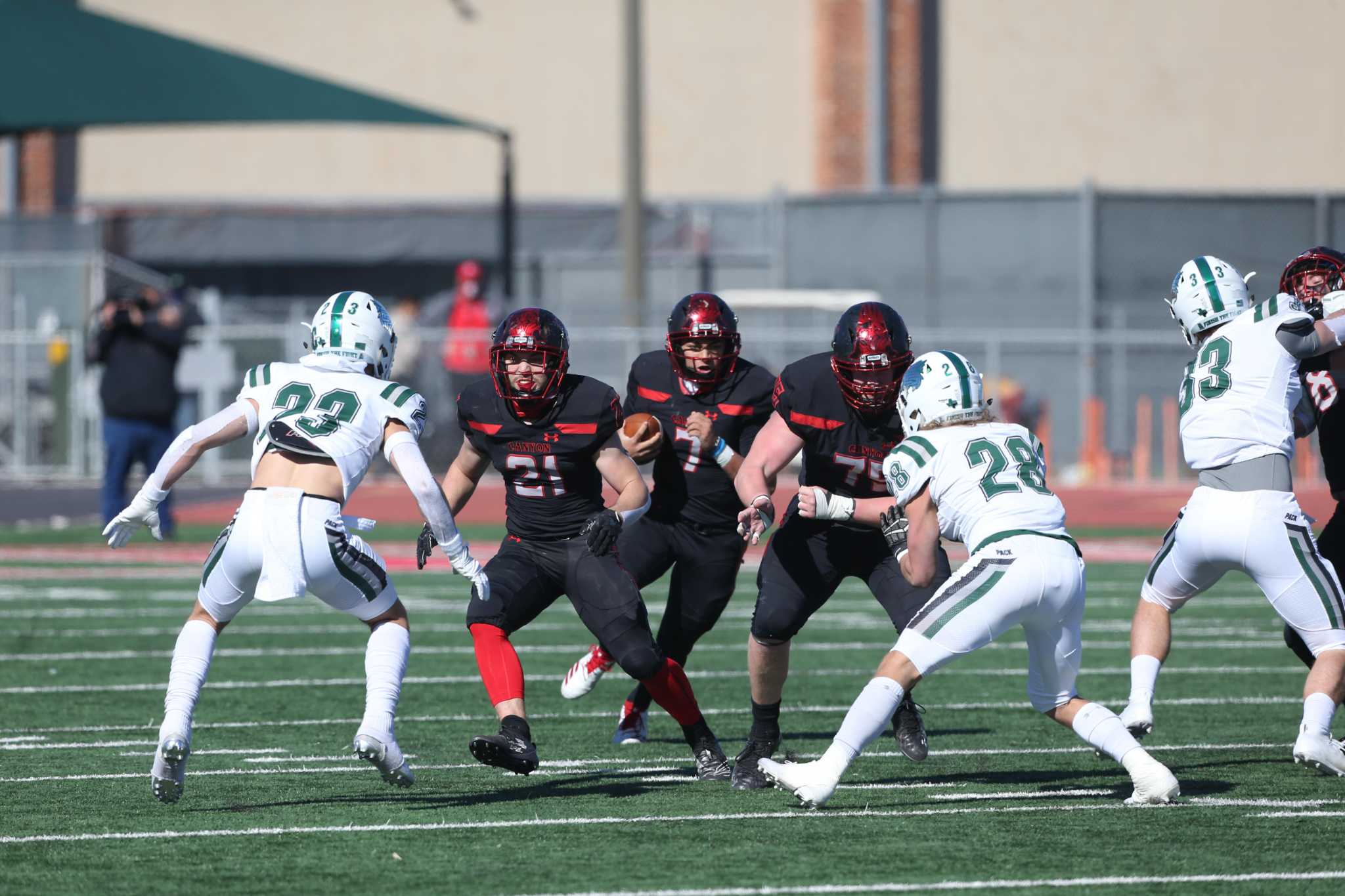 Lepsis resigns after turnaround season at Canyon