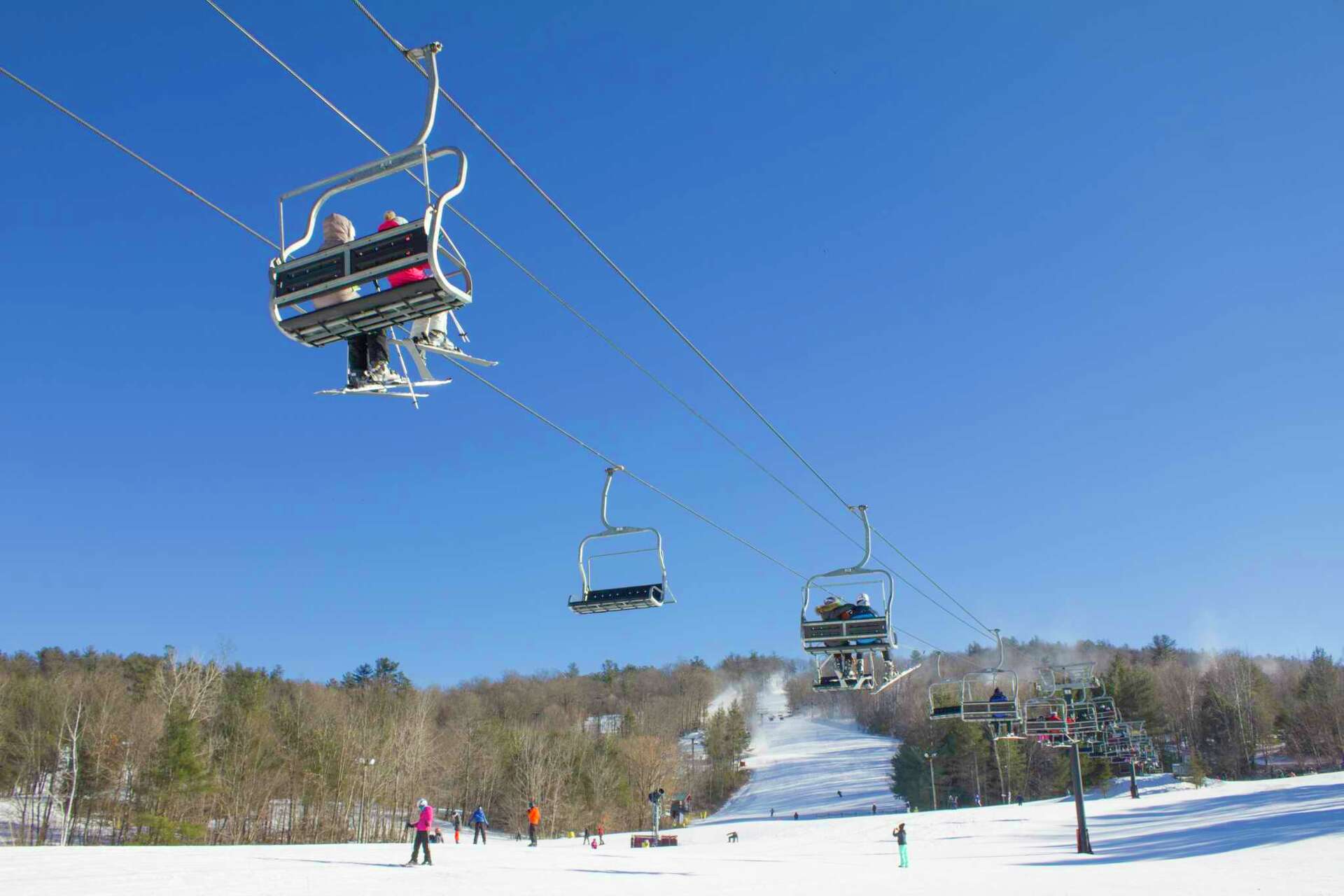 Where to go snow tubing, skiing and snowboarding in Connecticut
