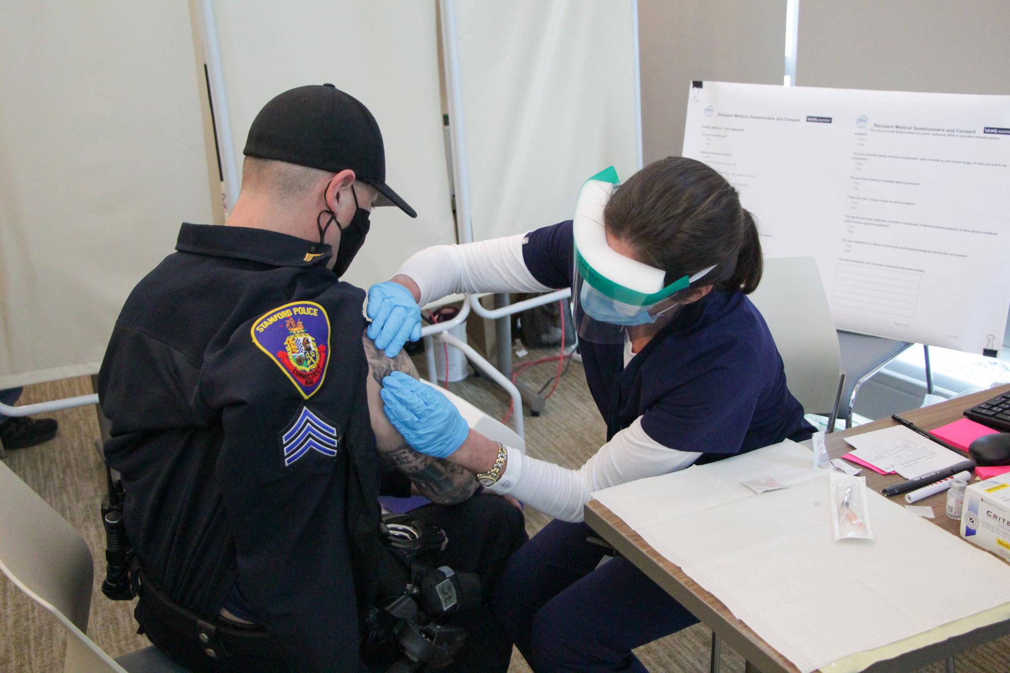 Stamford police union: Vaccine mandate is ‘political theater,’ ‘rooted ...