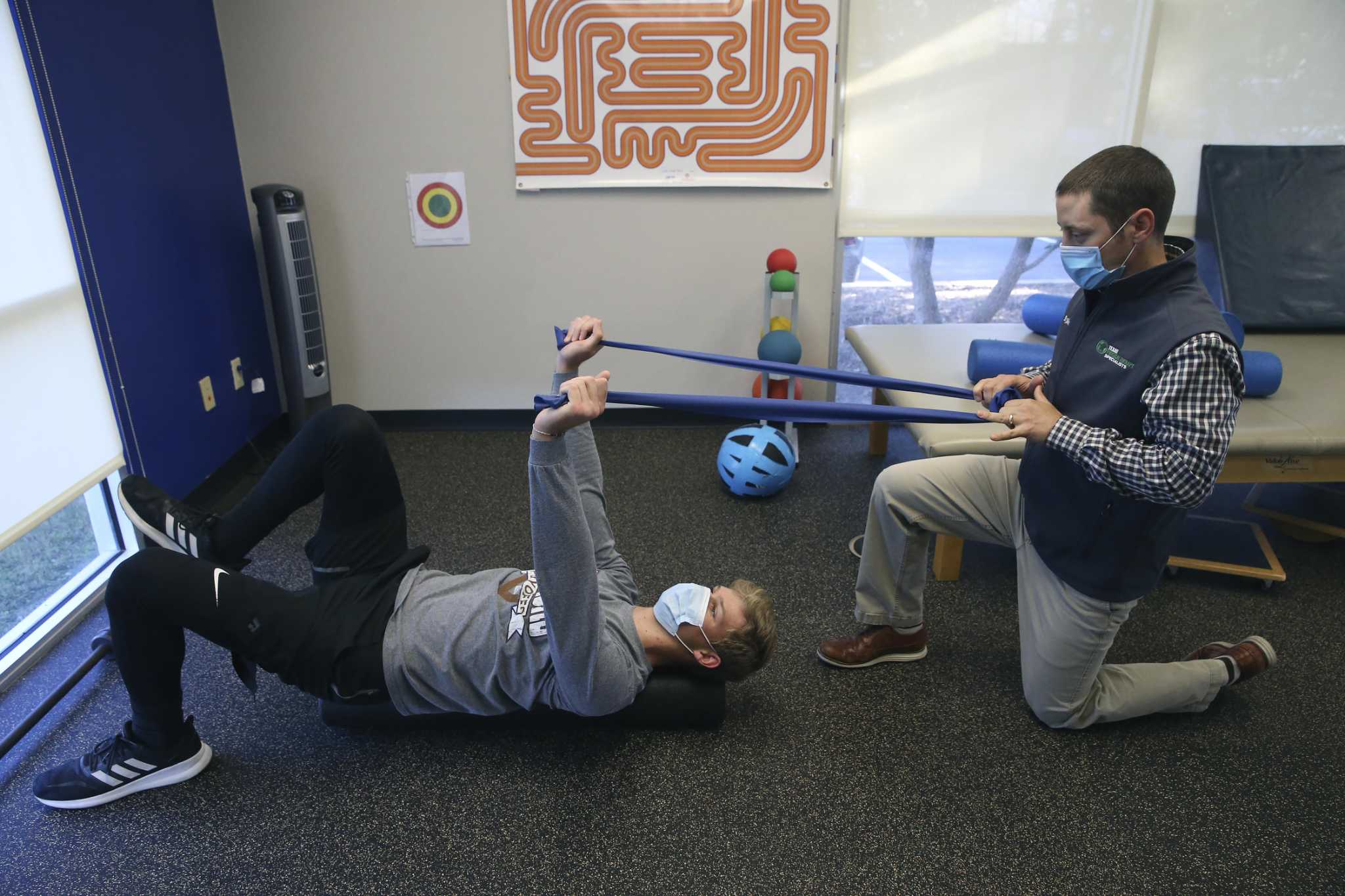 San Antonio area high school senior maintains high grades on road to ...