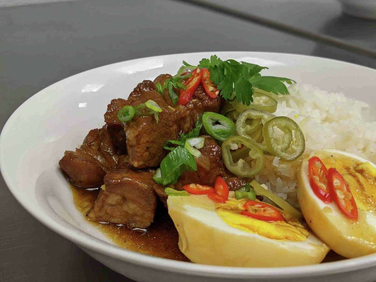 Recipe: Thịt Kho Hột Vịt