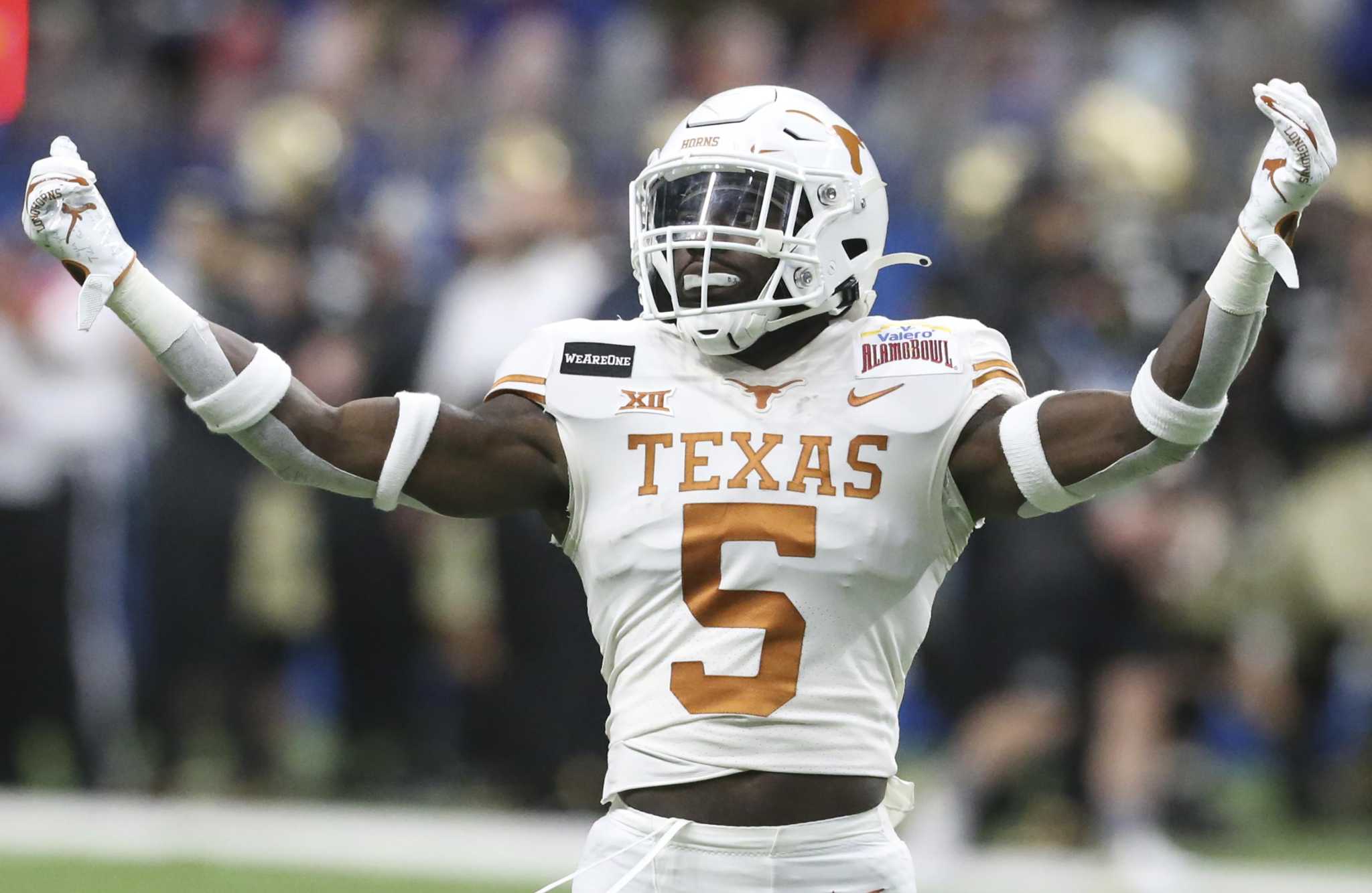 Despite pandemic, Texas athletics revenue still above $200 million