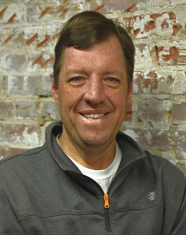 Edwardsville Intelligencer sports editor returns from leave