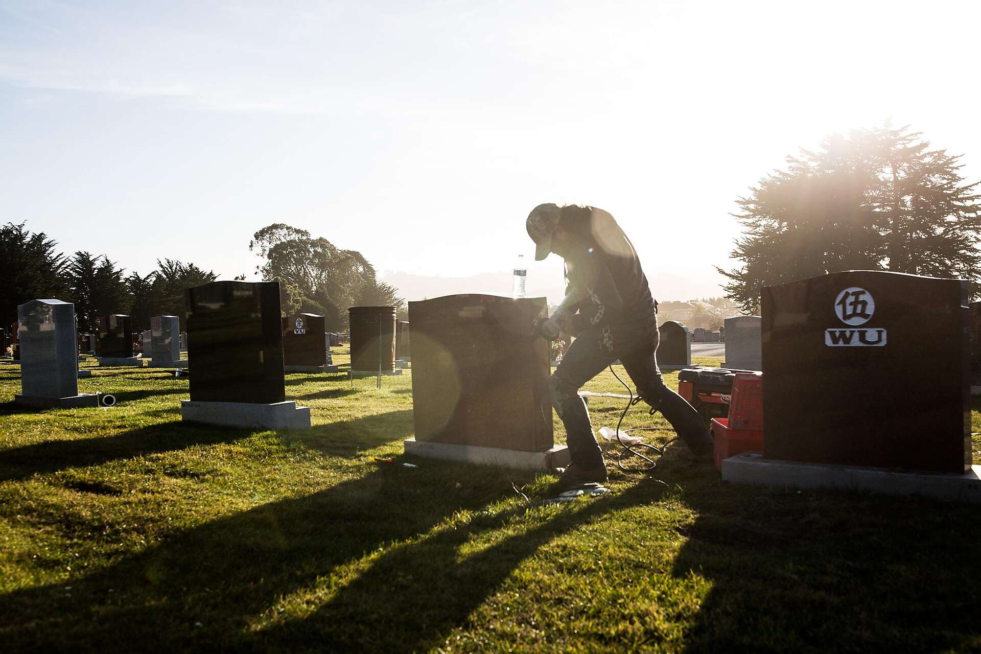 COVID’s deadly toll: More than 300,000 Californians died in 2020, at ...