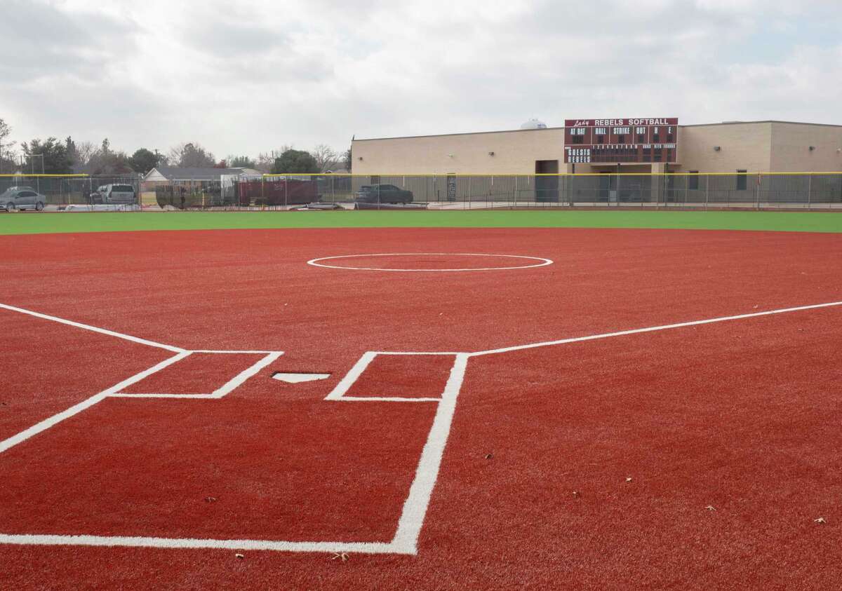 Varsity baseball/softball fields receive new turf