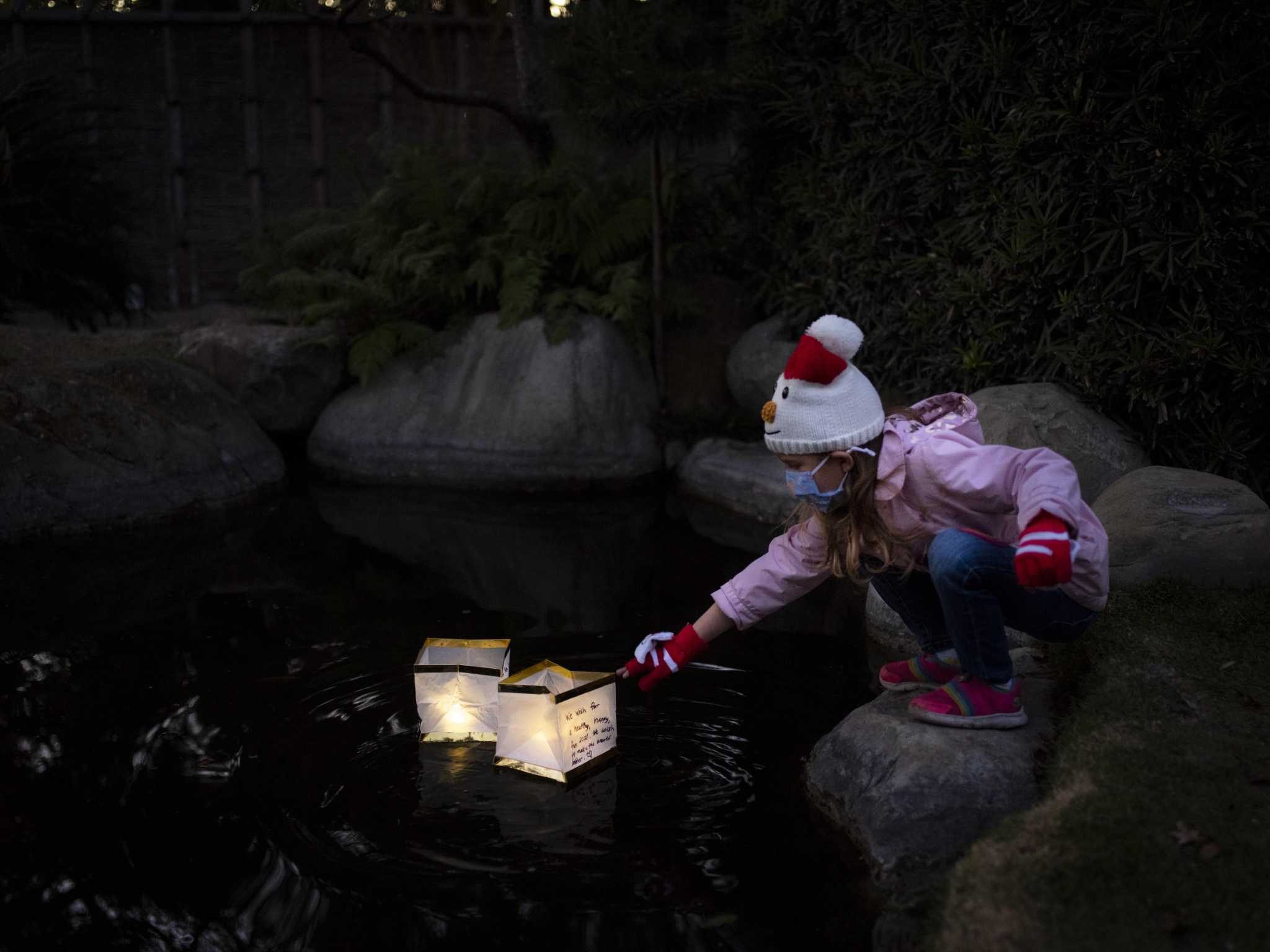 ‘Light of hope’ helps bring peace to families at San Antonio Botanical ...