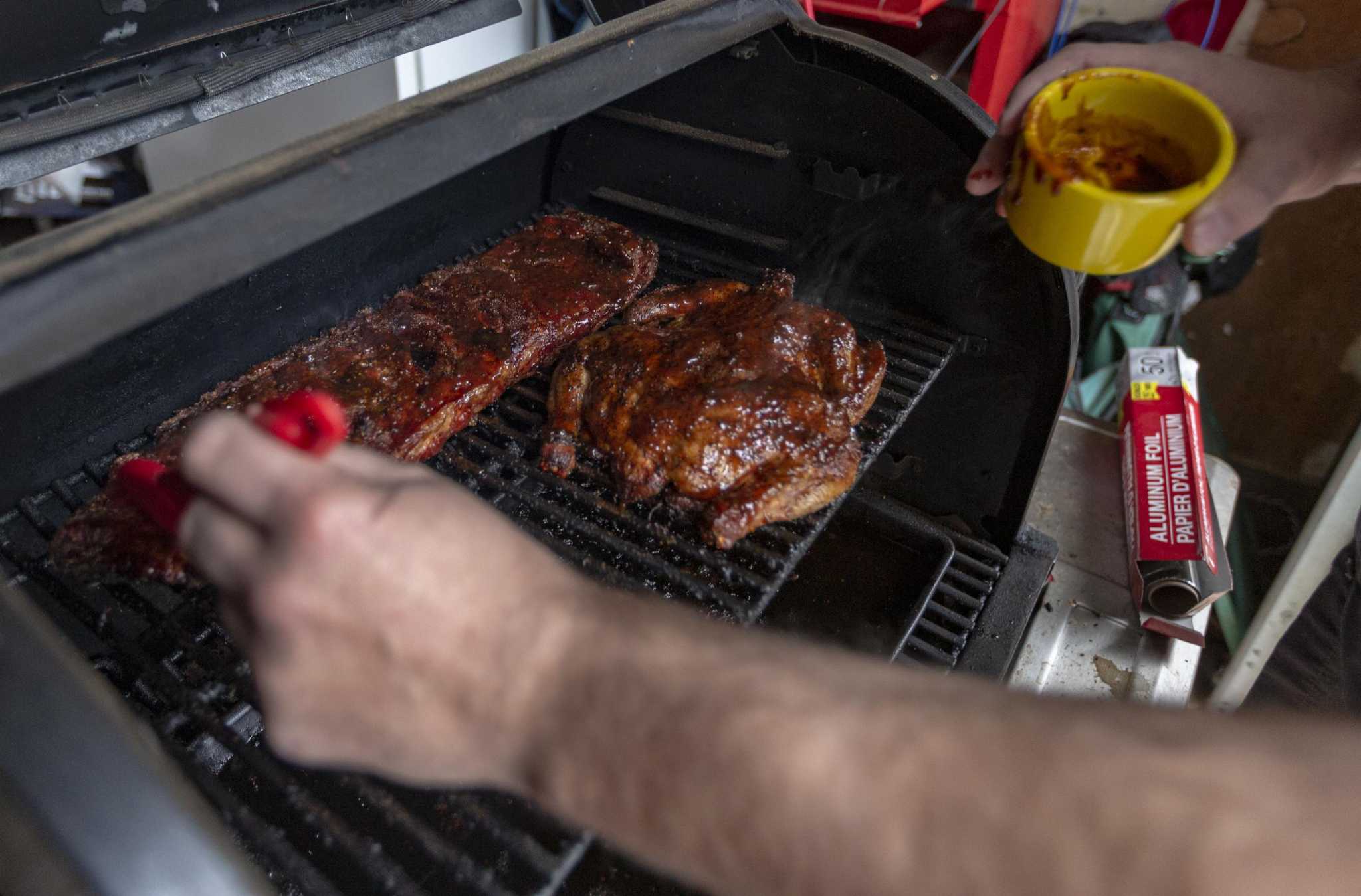 Chuck’s Food Shack: Texas barbecue may not ‘need’ sauce, but the public ...