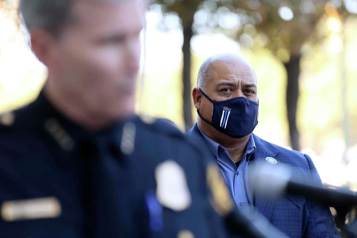 San Antonio police chief, union leader try to discredit police reform ...