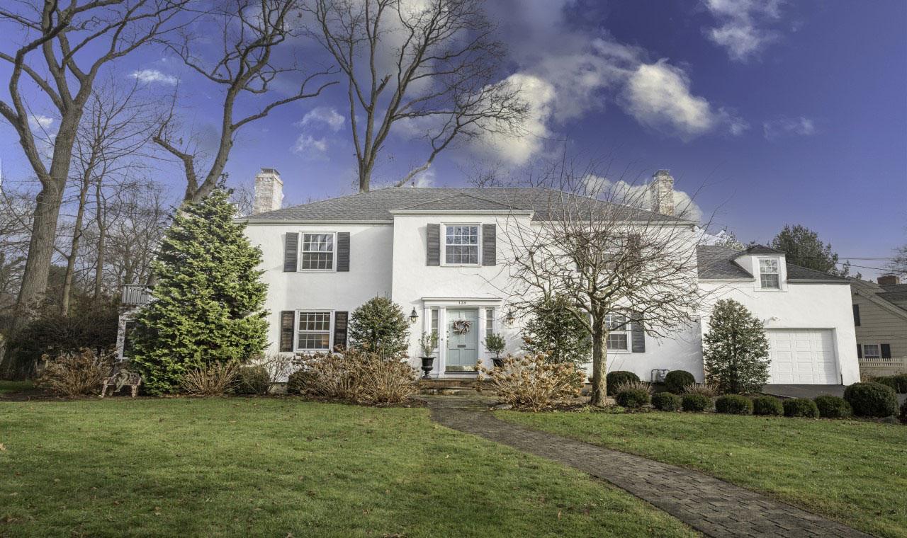 On the Market: Fairfield house retains its 1940s charm