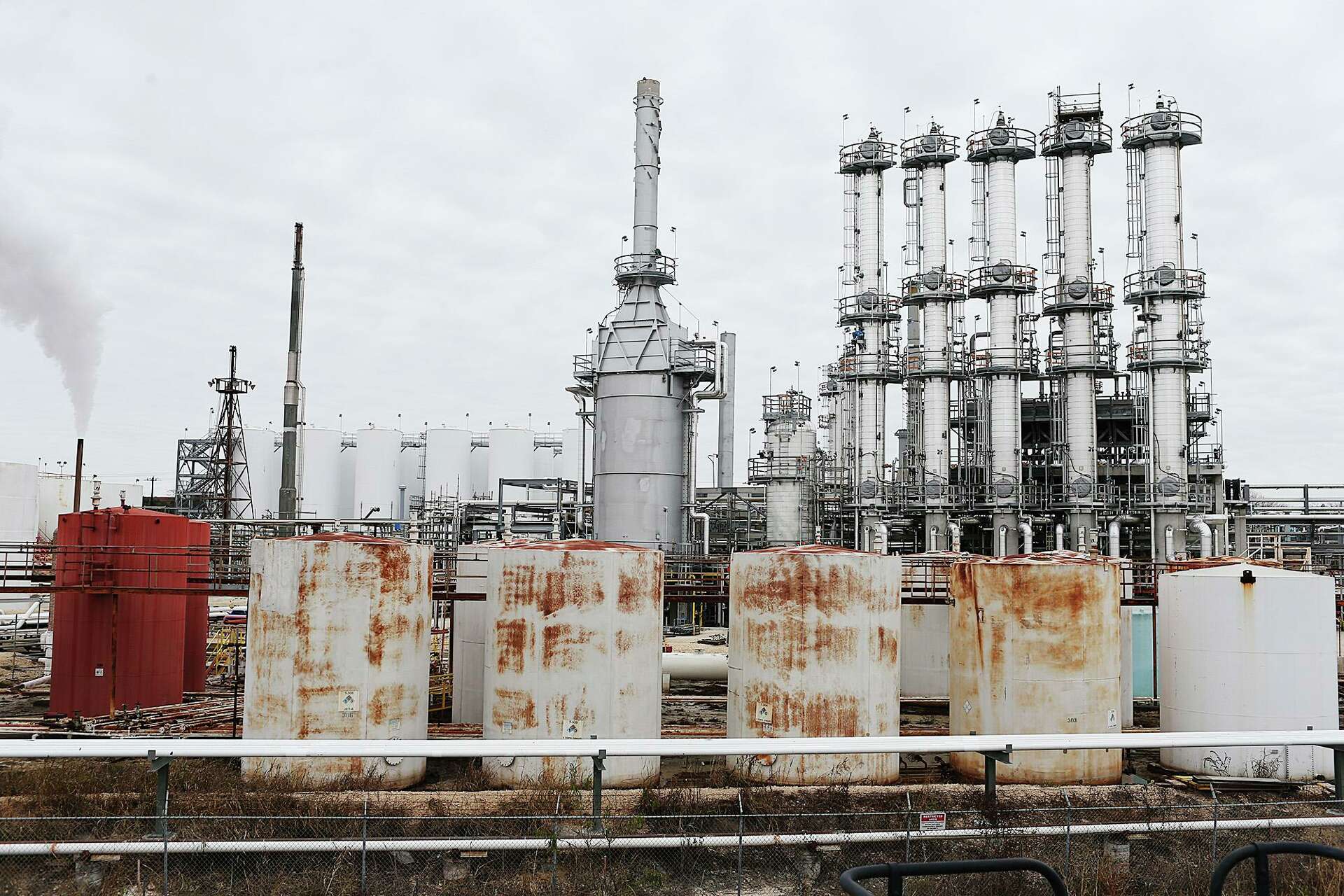 State filing says San Antonio refinery to lay off entire workforce ...