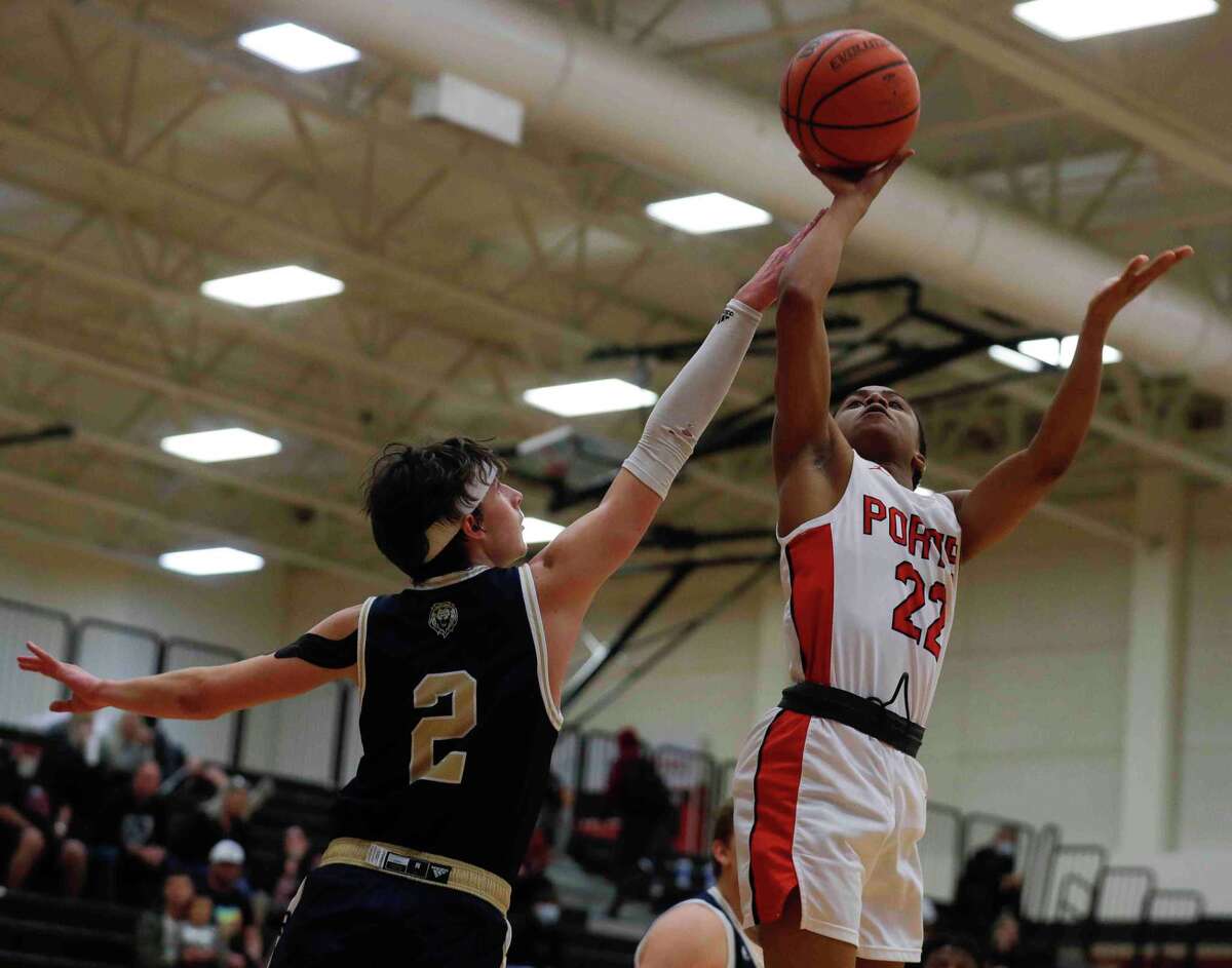 BOYS HOOPS: Lake Creek tops Porter for fifth straight win