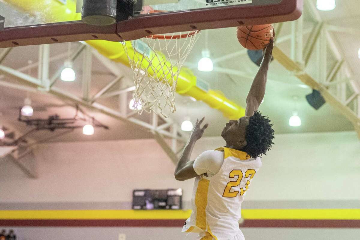 United basketball teams advance in state playoffs