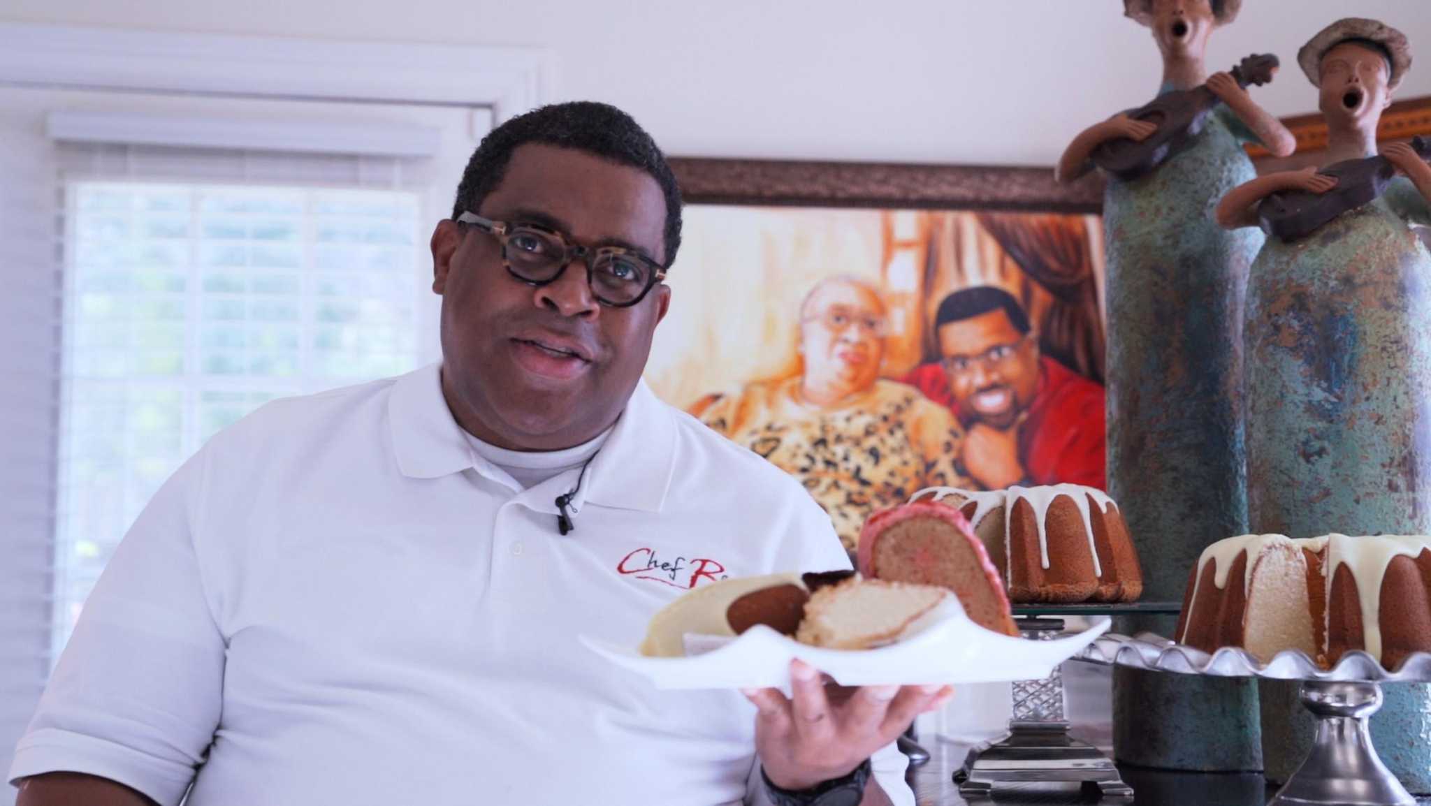 Sugar Land’s Chef Rey launches his own online cooking show