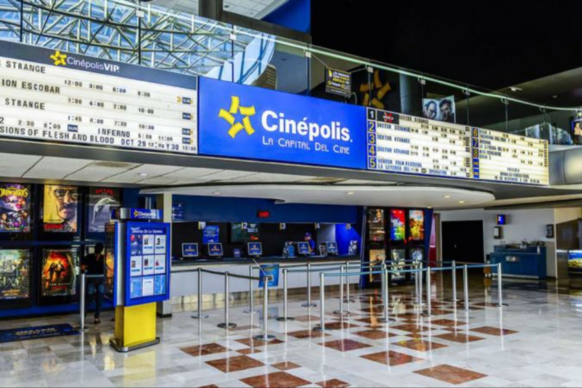 Cinépolis owes more than 27 billion pesos and seeks to restructure its debt