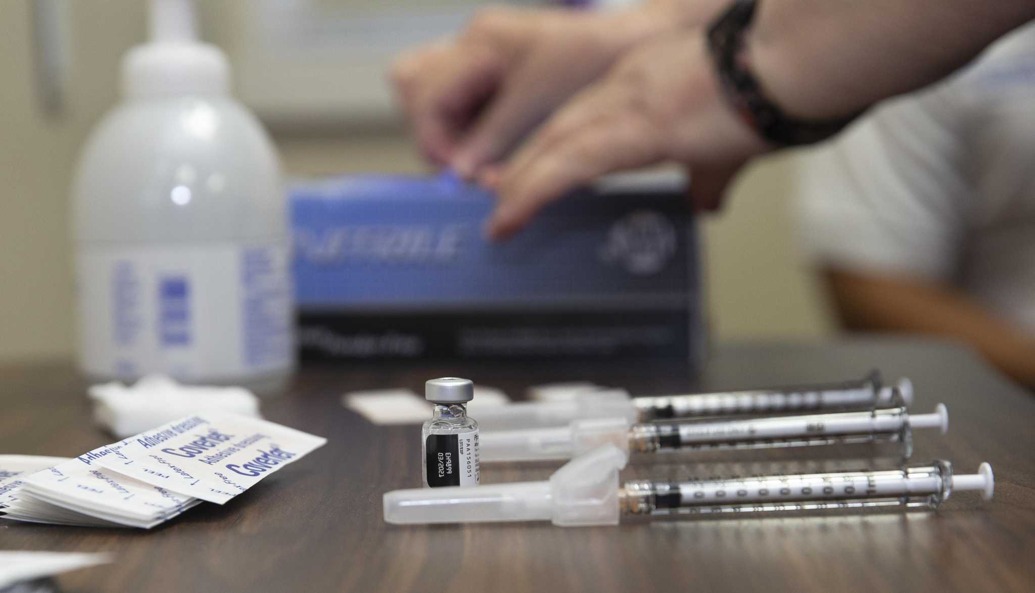 Pfizer vaccine found to be effective against new COVID-19 strain, UTMB ...