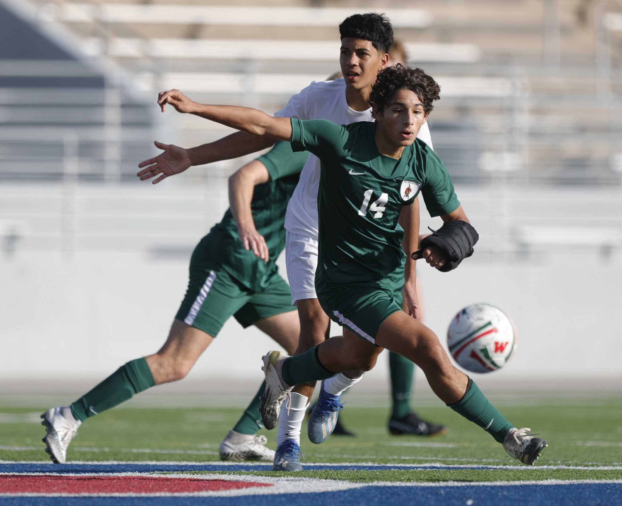 BOYS SOCCER: The Woodlands comes out firing, takes win over Sharpstown