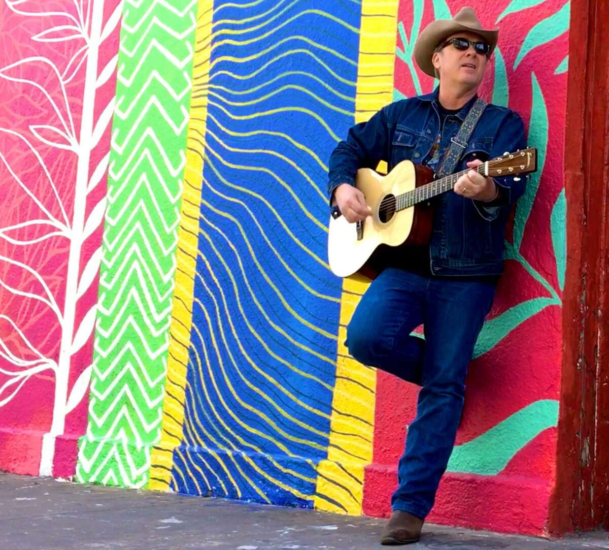 Humble-based country musician Randy Moore returns to Texas roots with ...