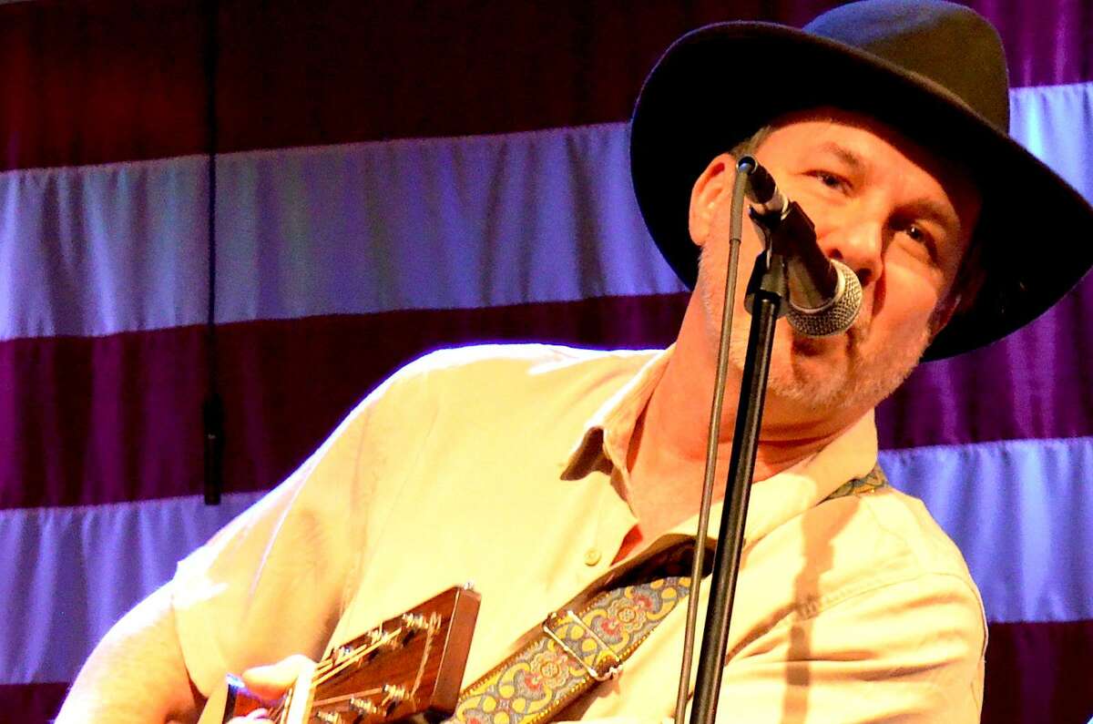 Humble-based country musician Randy Moore returns to Texas roots with ...
