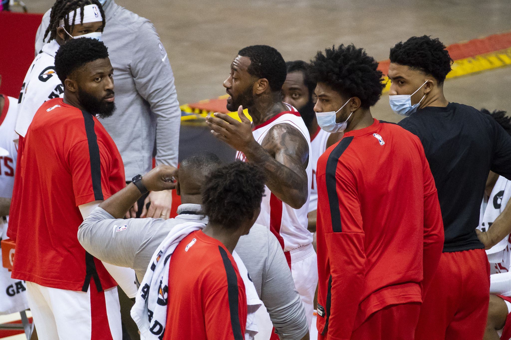 Sharp-shooting Rockets’ bench, John Wall showing potential