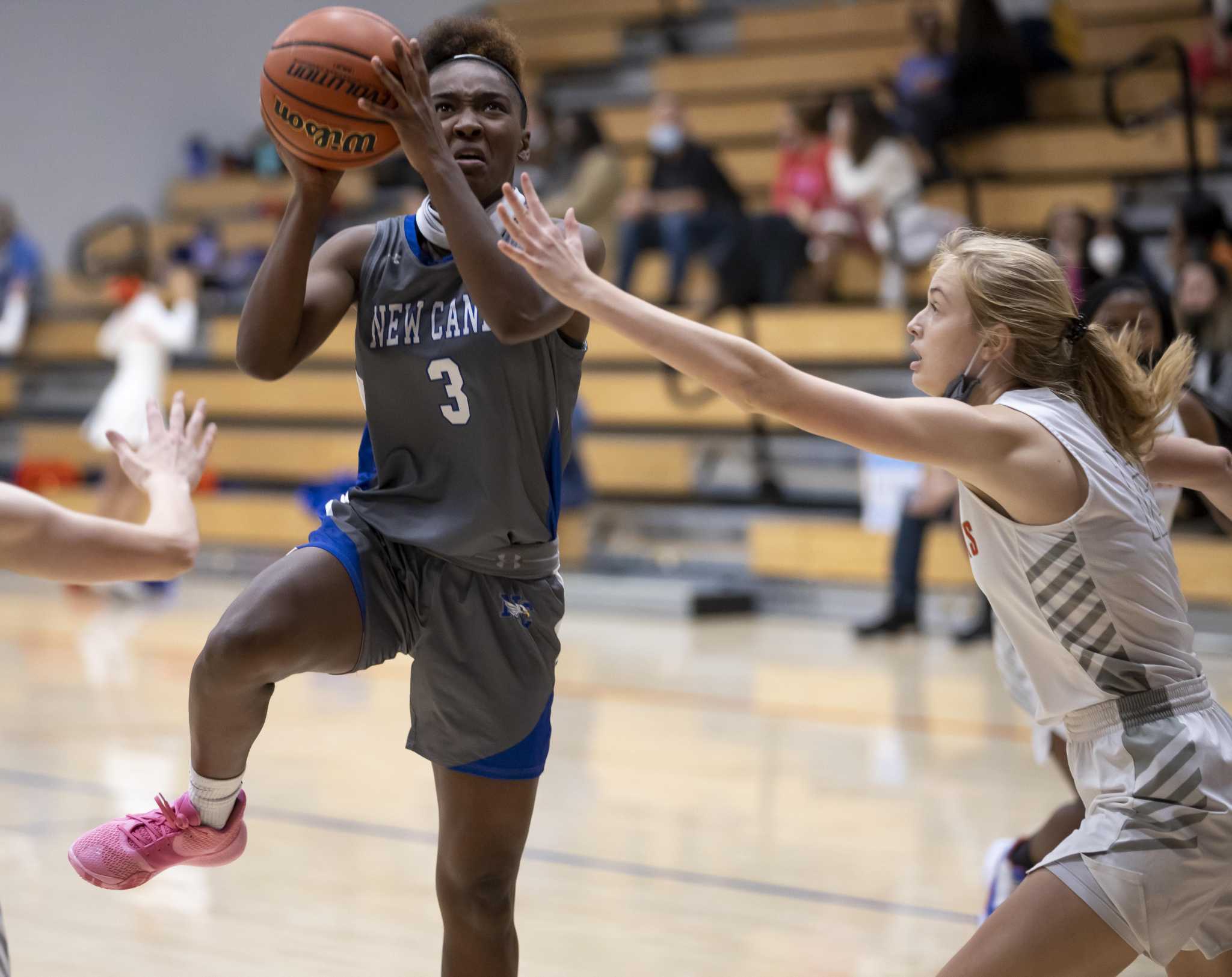 GIRLS HOOPS: New Caney pulls out victory over Caney Creek