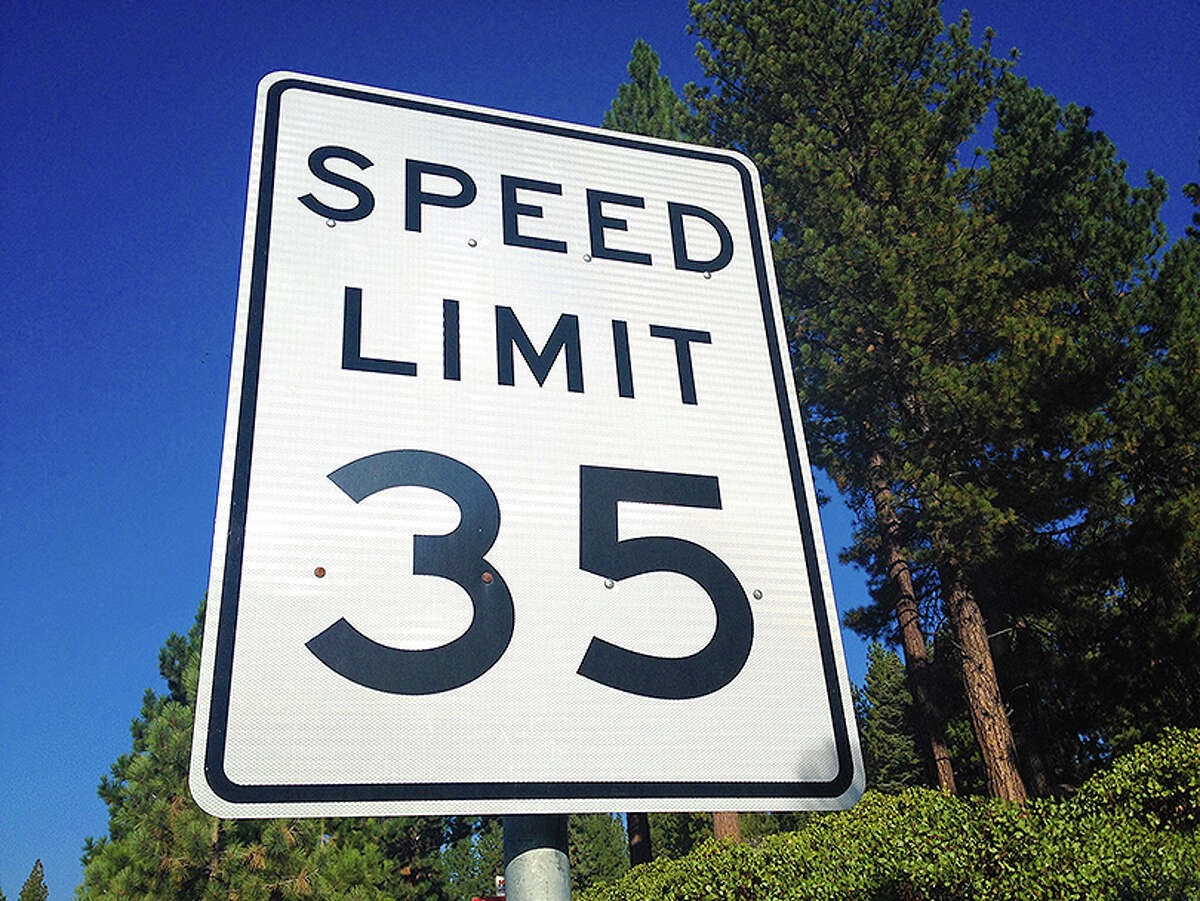 Bluffs residents question state's placement of speed limit signs