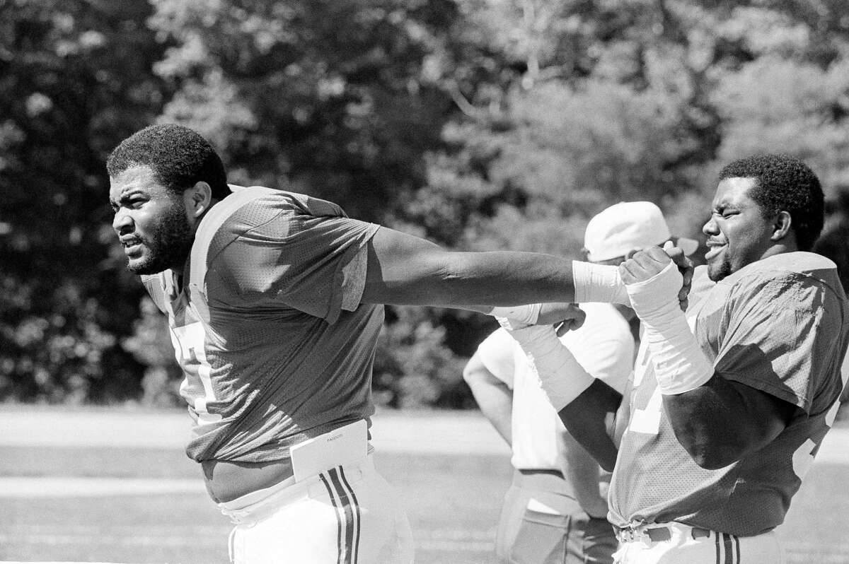 Texas' Kenneth Sims named to College Football Hall of Fame